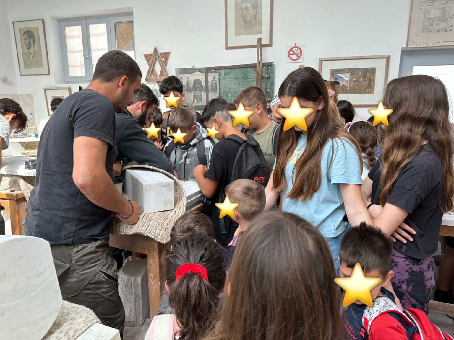Δημοτικό Σχολείο Πύργου Τήνου - Επίσκεψη στη Σχολή Καλών Τεχνών