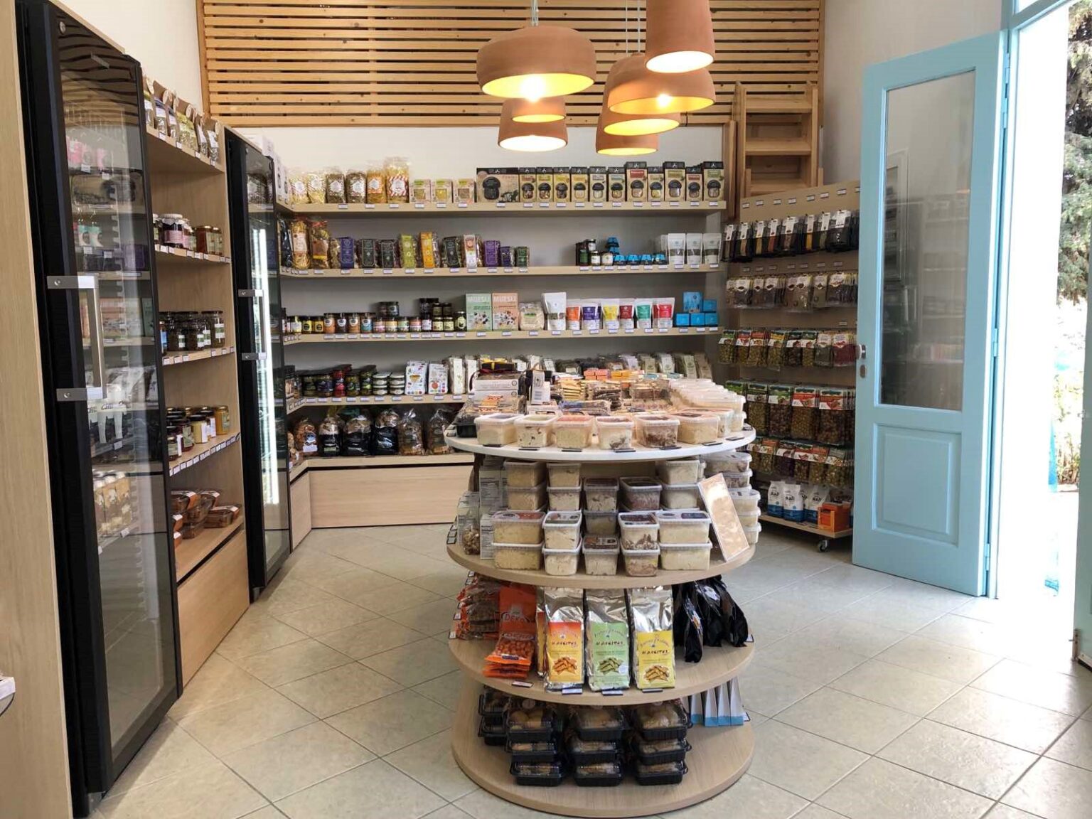 TRATARO – Το Delicatessen του Αιγαίου στον Πύργο Τήνου